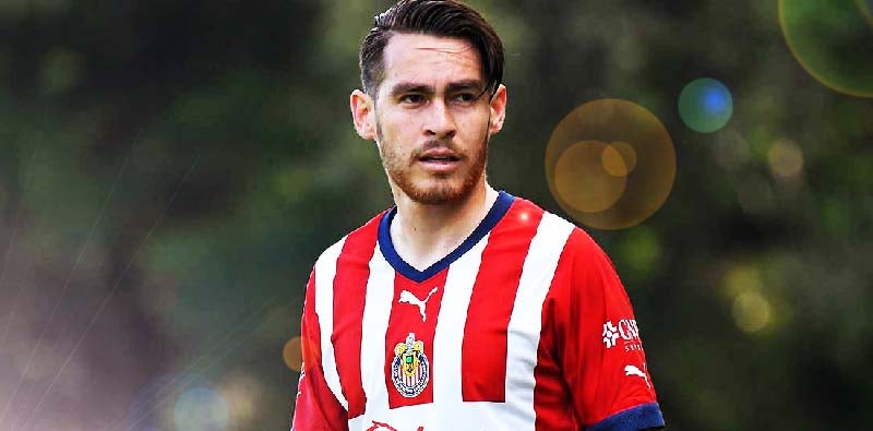 Chivas: Canelo Angulo aspira a un campeonato con el Rebaño tras ...