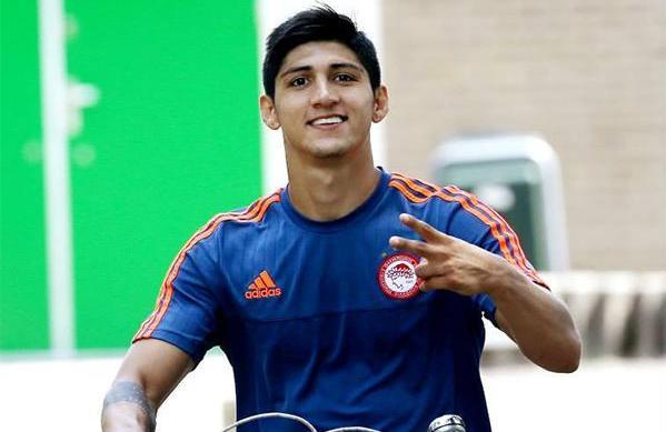 Pulido llegaría a Chivas sólo con un milagro
