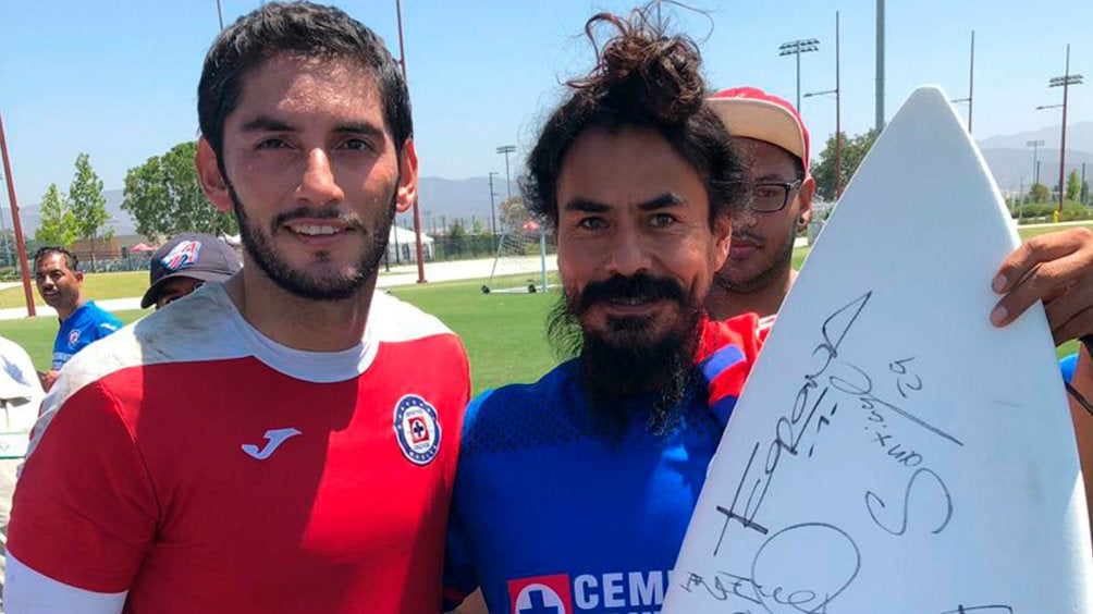 Cruz Azul cumple el sueño de fiel aficionada en Estados Unidos