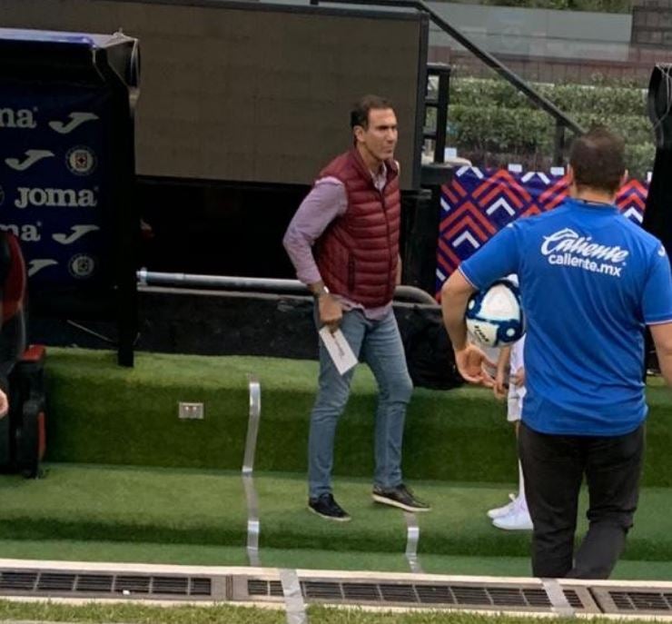Gabriel de Anda estuvo en la banca de Cruz Azul previo a juego vs San Luis