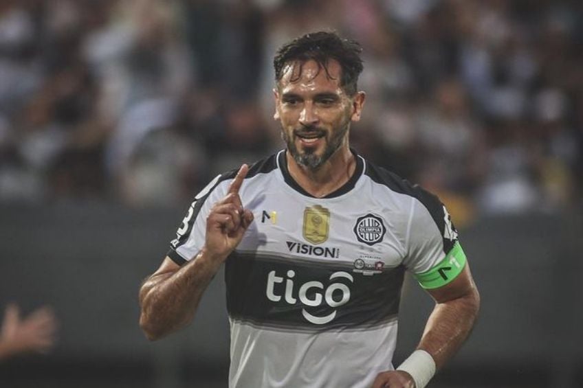 Roque Santa Cruz, anunciado como nuevo jugador del Libertad de Paraguay