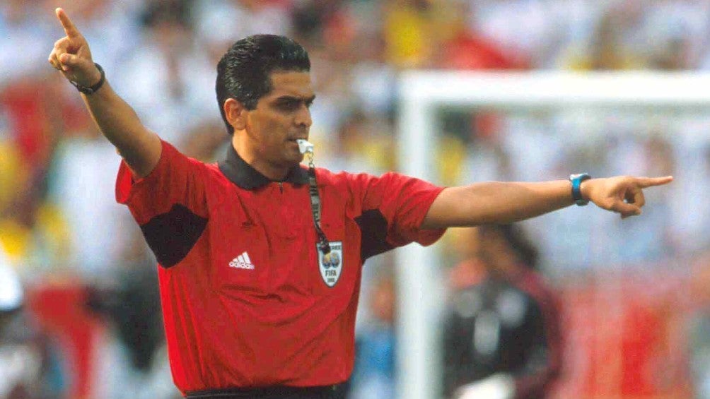 RÉCORD 20 años: Felipe Ramos Rizo, árbitro que expulsó a Ronaldinho en ...