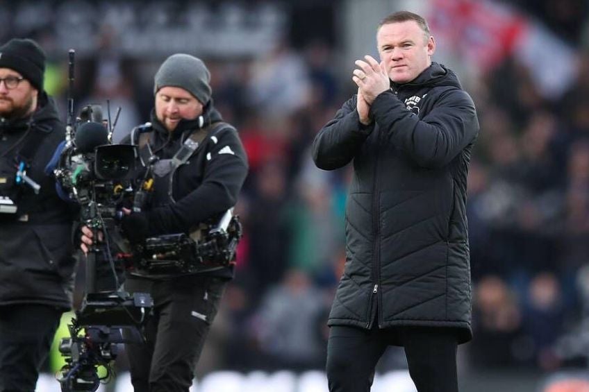 Wayne Rooney convivió con Ed Sheeran tras su concierto en Manchester