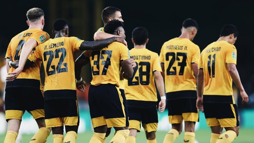 Raúl Jiménez: Con gol del mexicano, Wolves venció a Preston y avanzó de ...