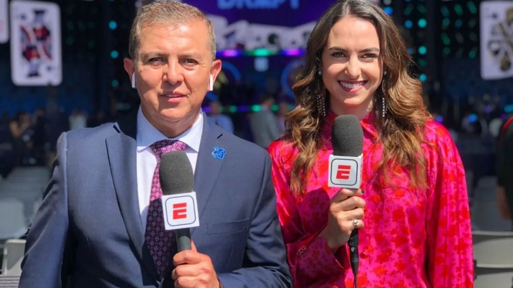 NFL: Rebeca Landa, primera mujer en narrar juego en español a nivel ...