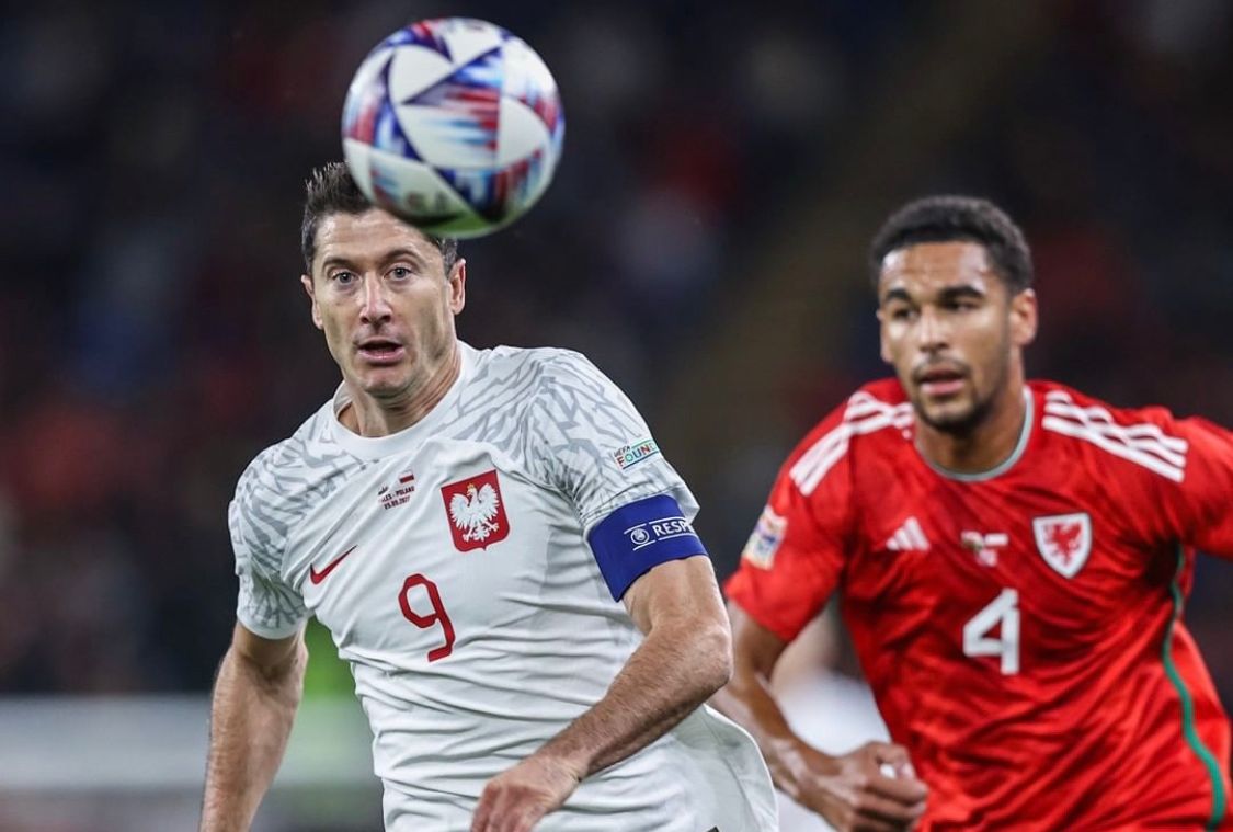 Lewandowski: El delantero polaco se inventó una asistencia de vidoejuego