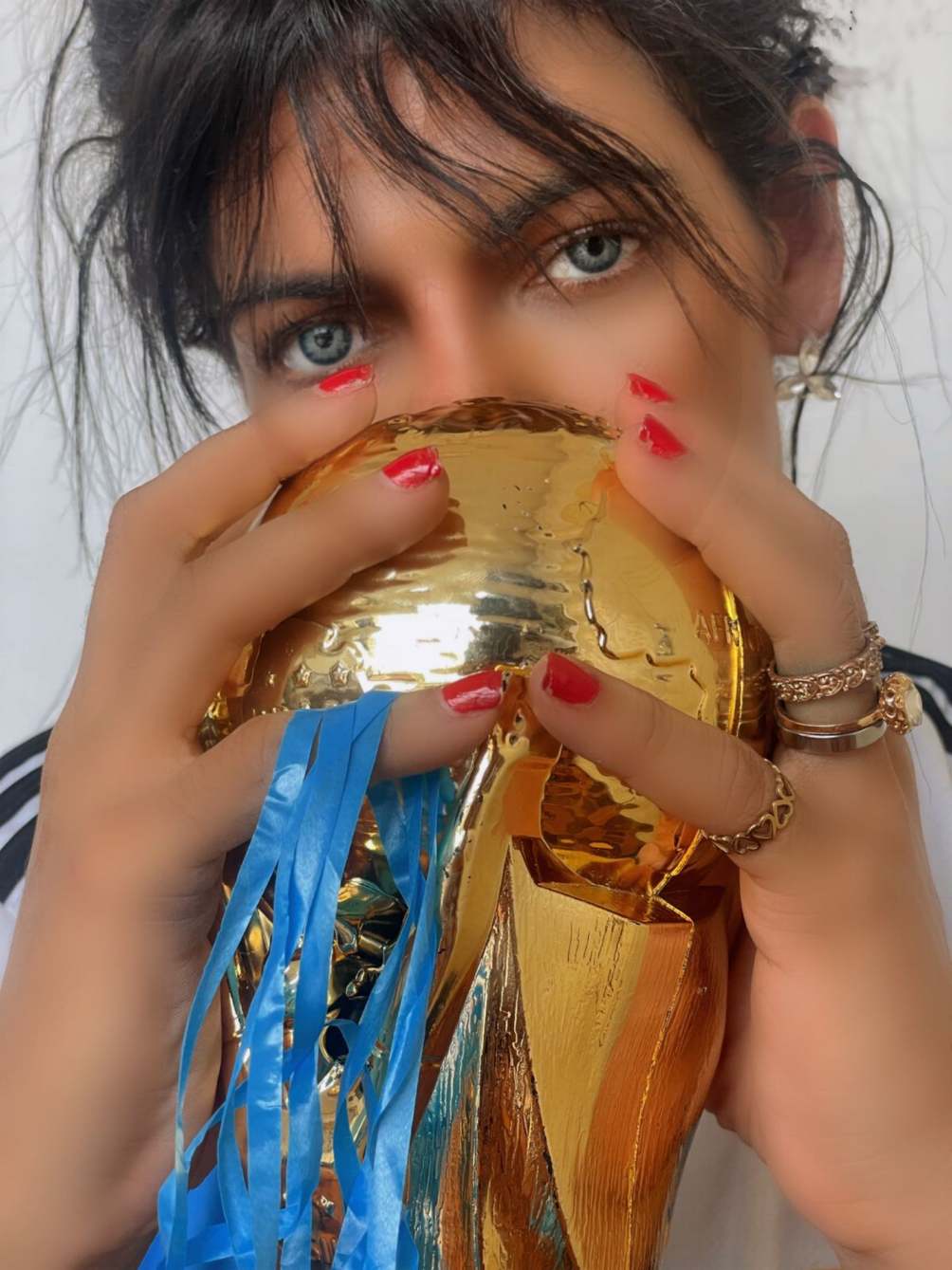 Qatar 2022: Suzy Cortez celebra 1000 juegos de Lionel Messi con ...