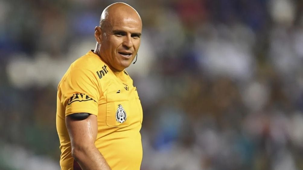 Chacón trollea al Piojo por posible elección de DT del Tri