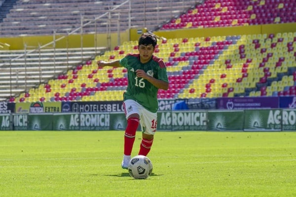 Alex Valencia, la joven estrella que es apoyada por Uriel Antuna