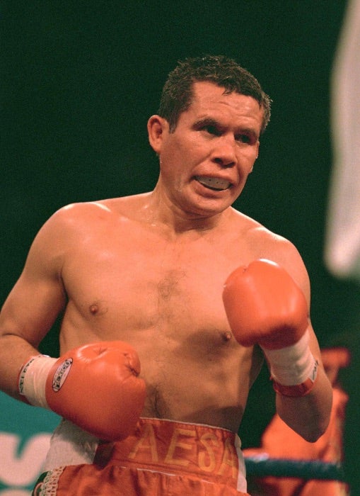 Julio César Chávez le pidió al actor Mark Wahlberg que haga su película ...