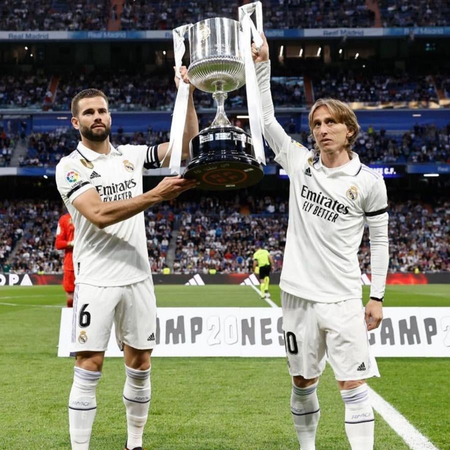Nacho renueva contrato con el Real Madrid y será capitán del equipo