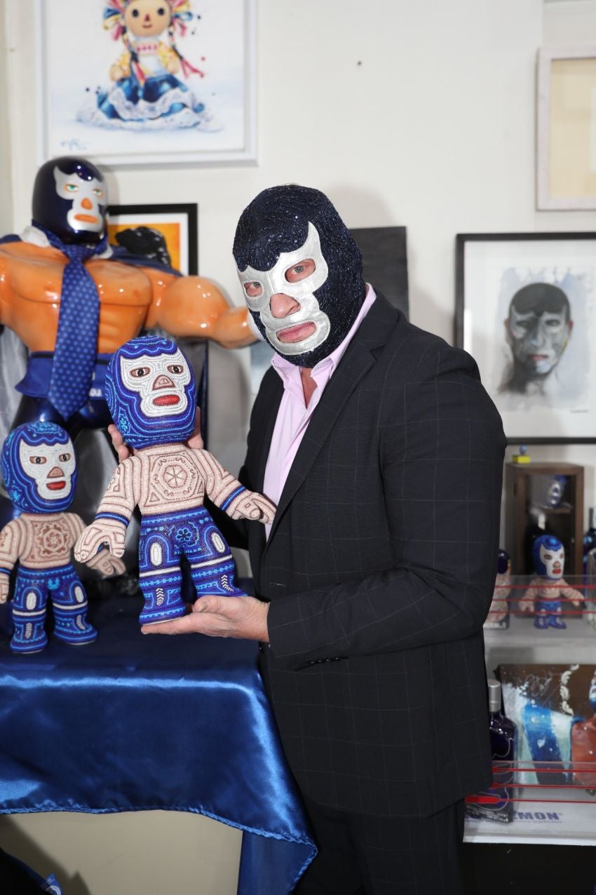 Blue Demon Jr celebra el primer aniversario de su galería en la CDMX