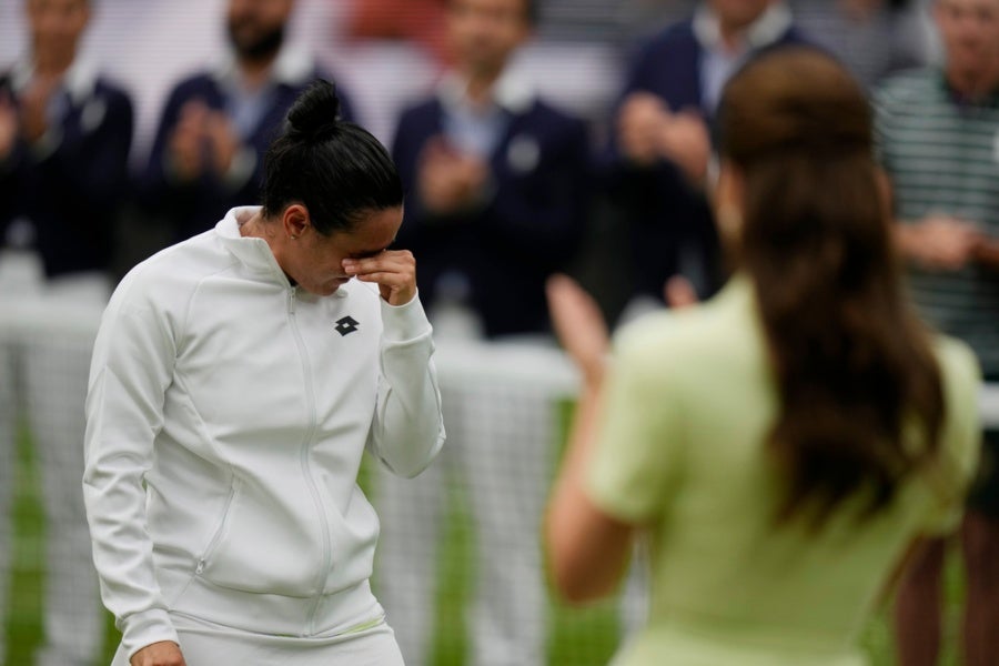 Kate Middleton, princesa de Gales, consuela a Ons Jabeur tras su ...