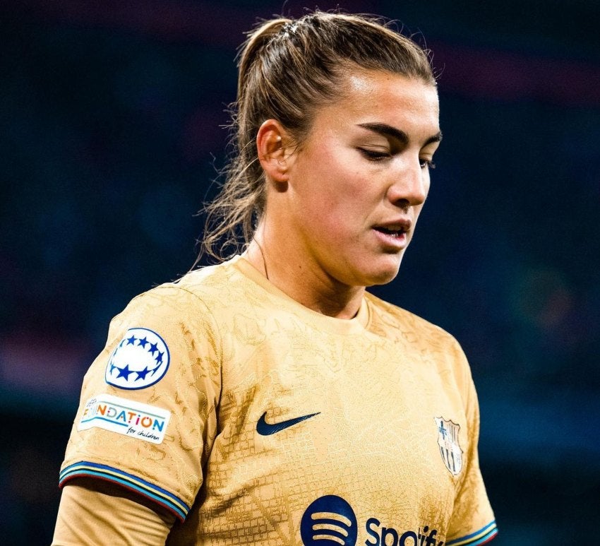 Mapi León y Patri Guijarro abandonan concentración de la Selección Española Femenil