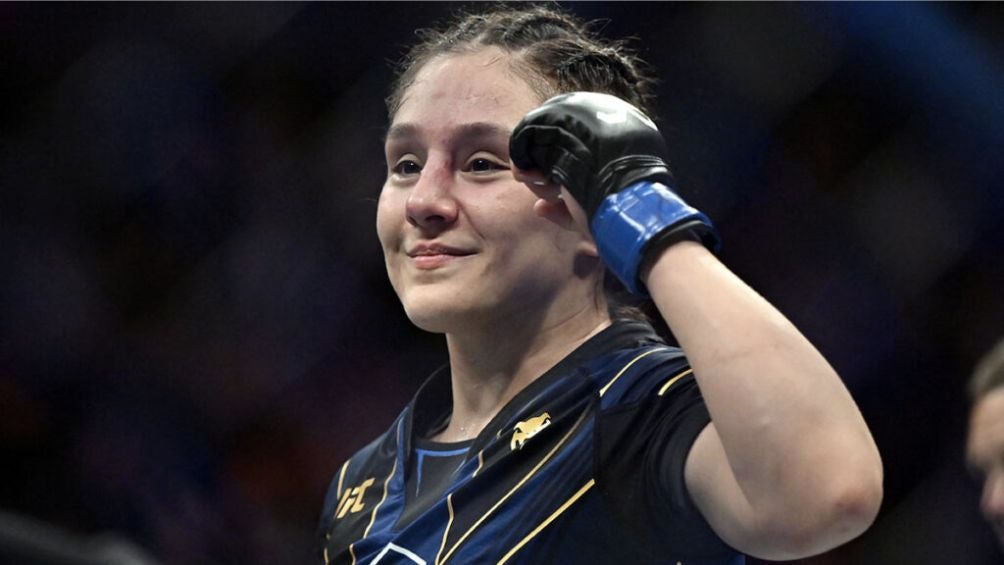 Alexa Grasso fue operada con éxito de su fractura de la mano derecha