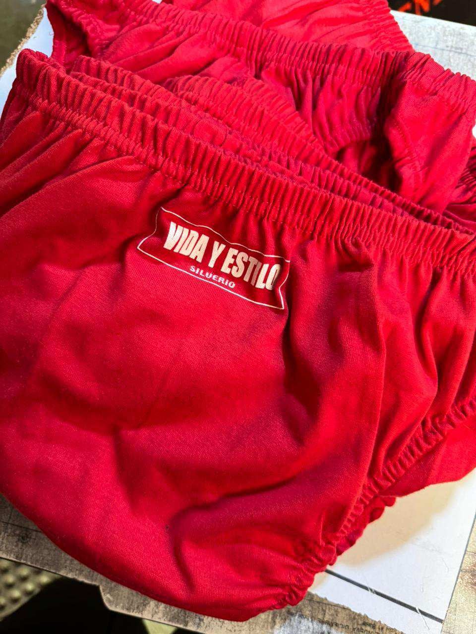 Esto te costará usar el calzón de Silverio para tener suerte en el amor