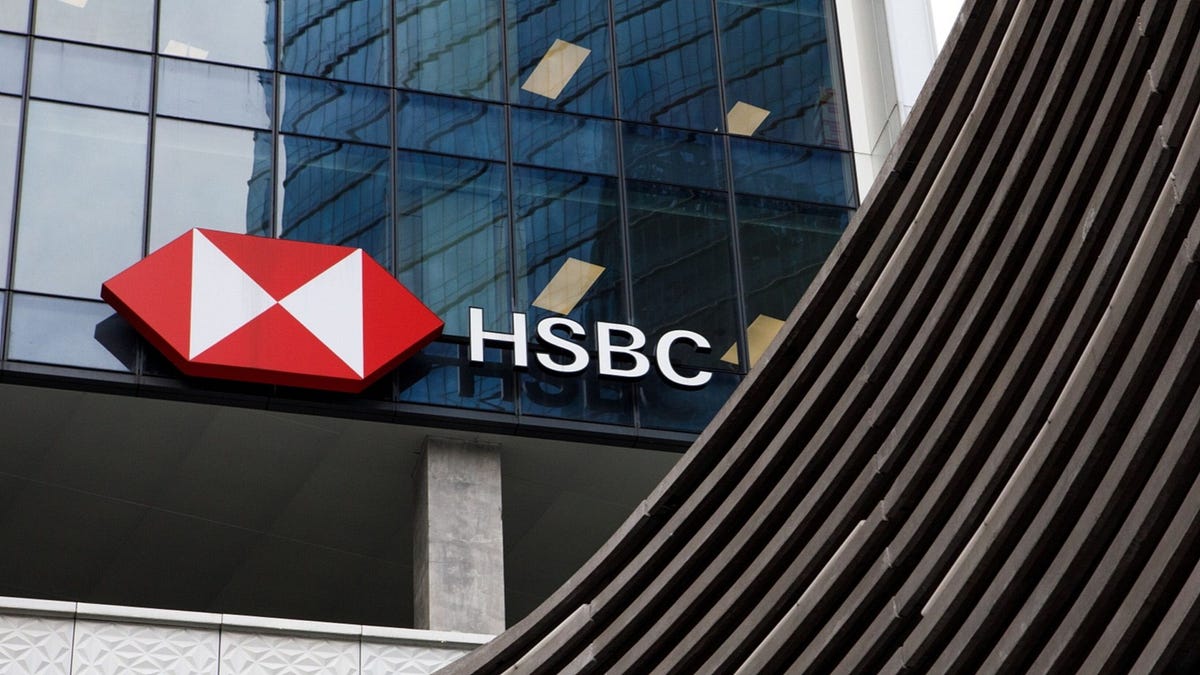 Usuarios de HSBC han denunciado que el banco está haciendo cargos dobles por pagos anteriores