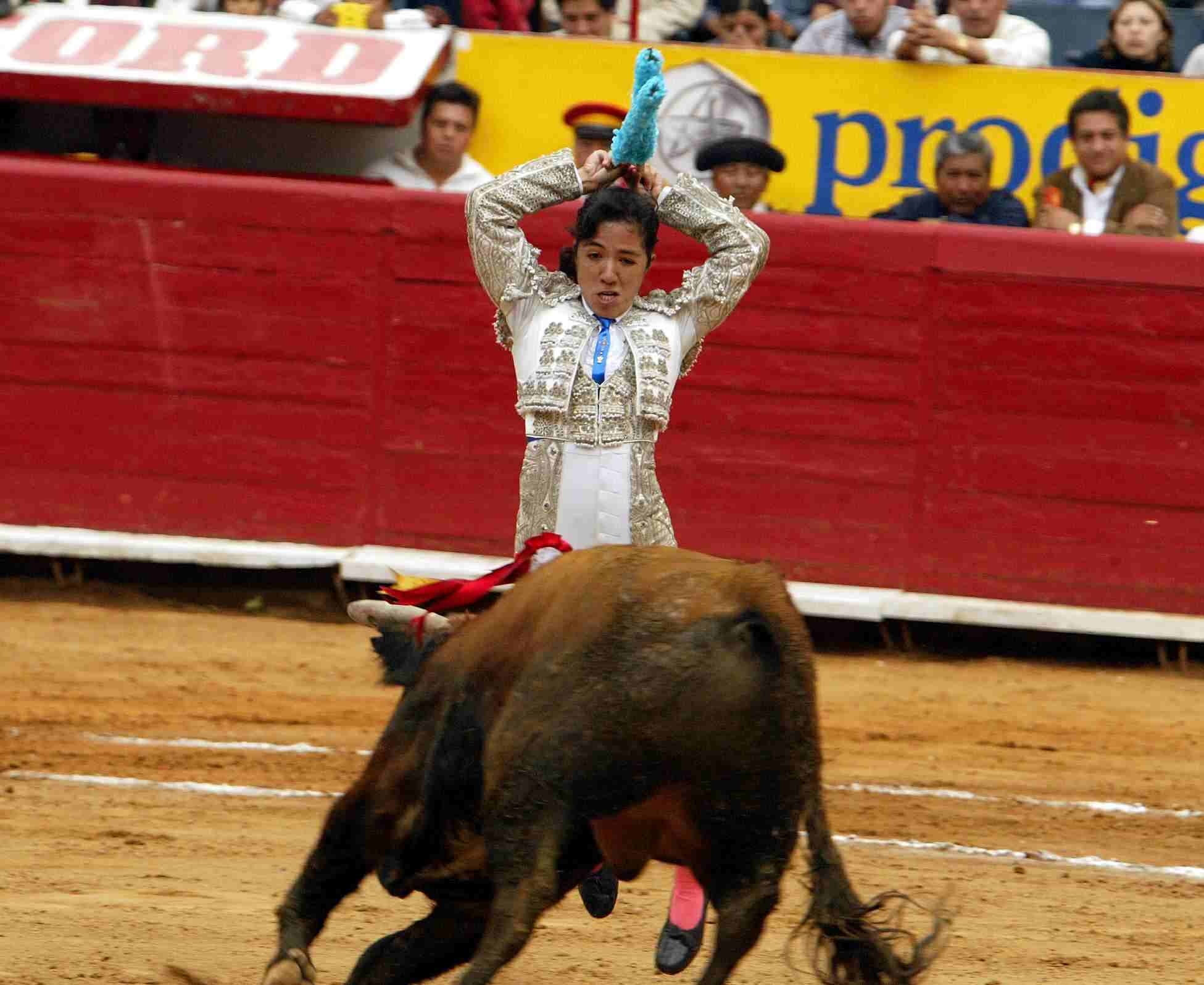Habrá 'Noche de mujeres toreras' en la Plaza México