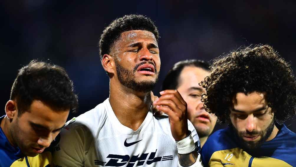 ¡Del festejo a las lágrimas! José Caicedo abandonó el juego ante Santos ...