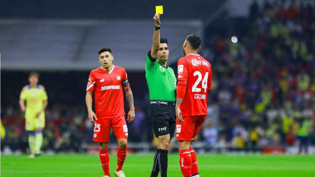 Comisión de árbitros explica porqué no se marcó penal a favor de Toluca