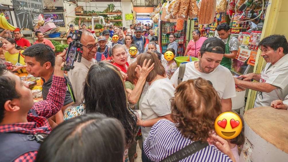 Xóchitl Gálvez recibe limonazo en visita a mercado de la alcaldía ...