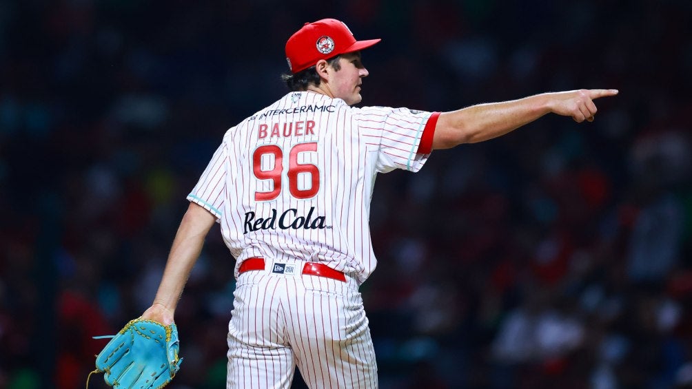 Trevor Bauer extiende su acuerdo con Diablos Rojos del México