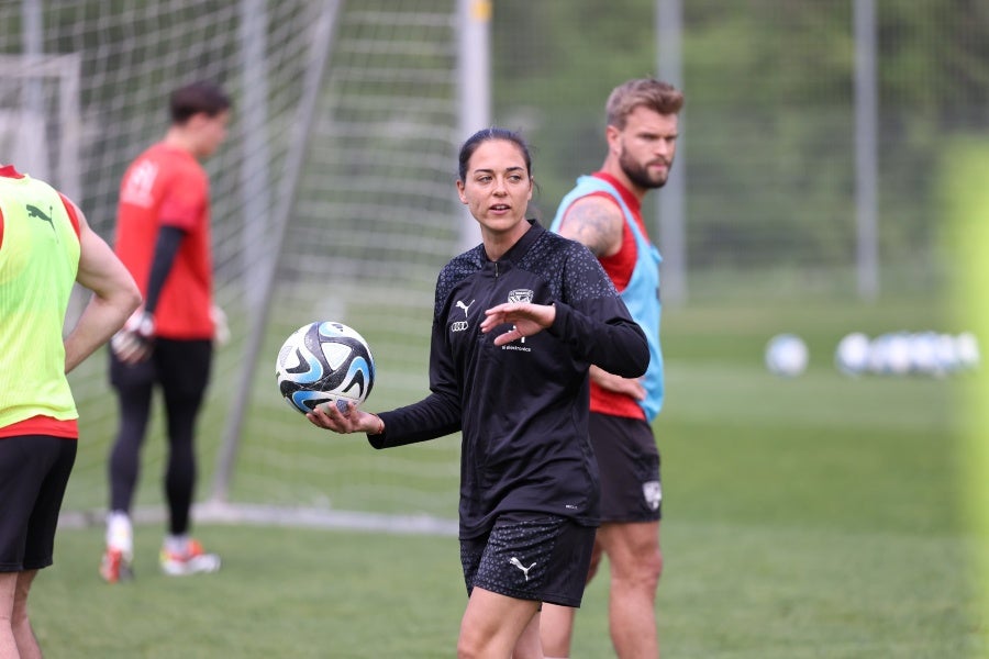 Sabrina Wittmann, primera directora técnica de un equipo masculino en ...