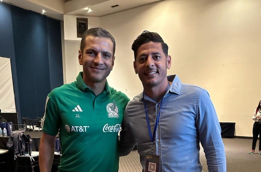 Alejandro sobre el futuro de su hermano Carlos Vela: 'A lo mejor no ...