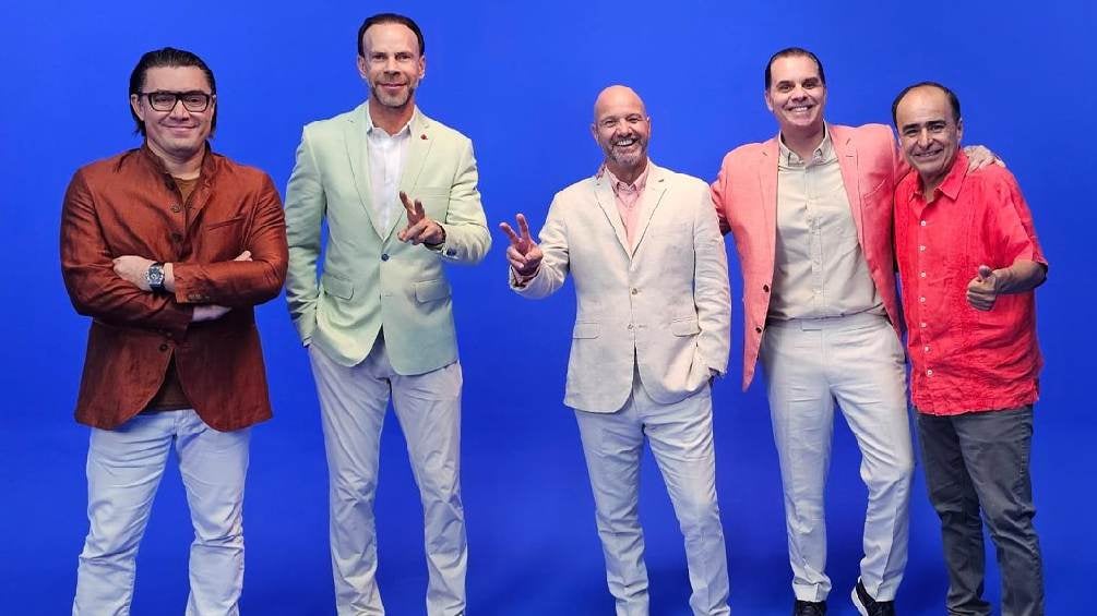 Zague festeja cumpleaños en el medio tiempo de la Final de Ida entre ...