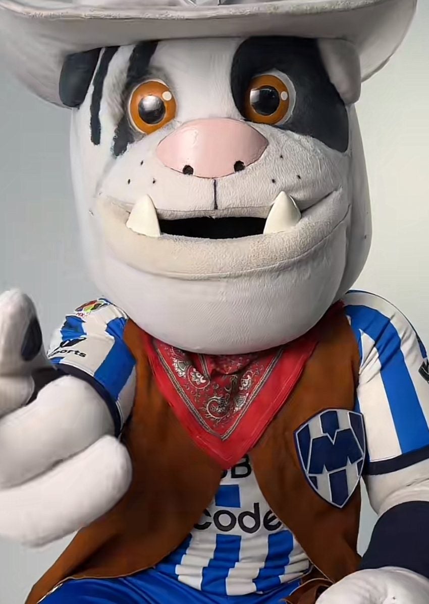 Monty, mascota de Rayados, recrea video viral de Doris Jocelyn