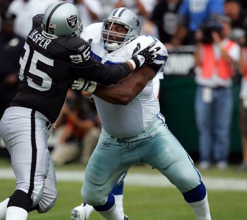 Larry Allen, leyenda de los Dallas Cowboys, muere a los 52 años de vida