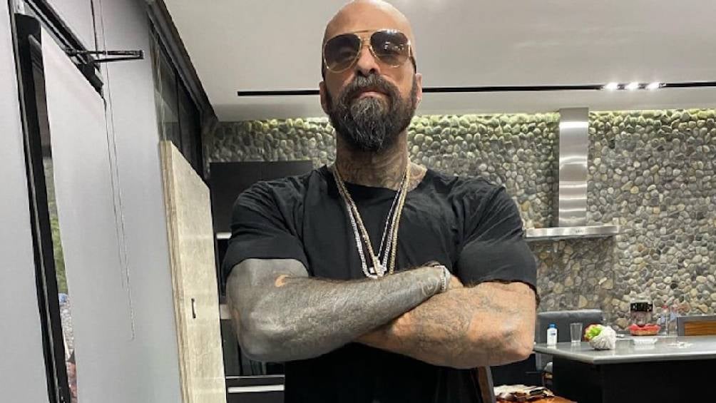 Babo, de Cartel de Santa, explota contra Belinda por filtrar colaboración