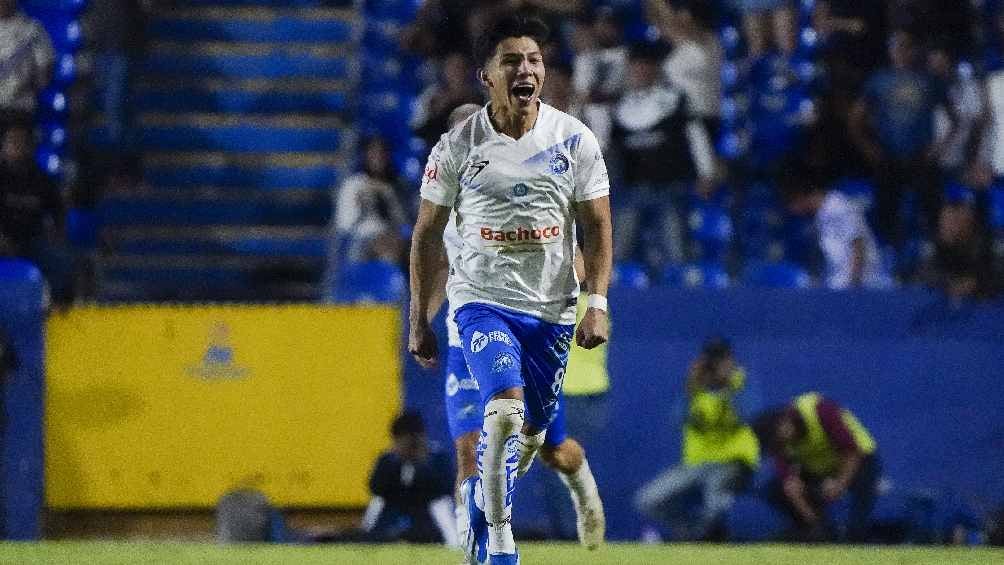 ¡Primer refuerzo universitario! Pumas hace oficial el fichaje de ...