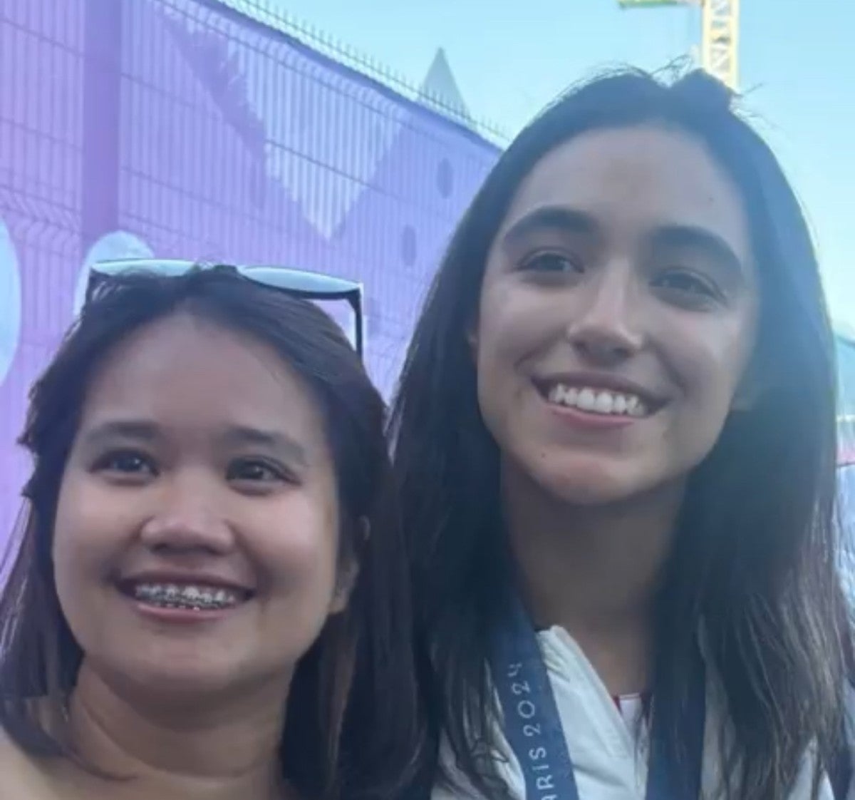 Seguidora de la arquera Ana Pau Vázquez, viaja desde Filipinas para ...