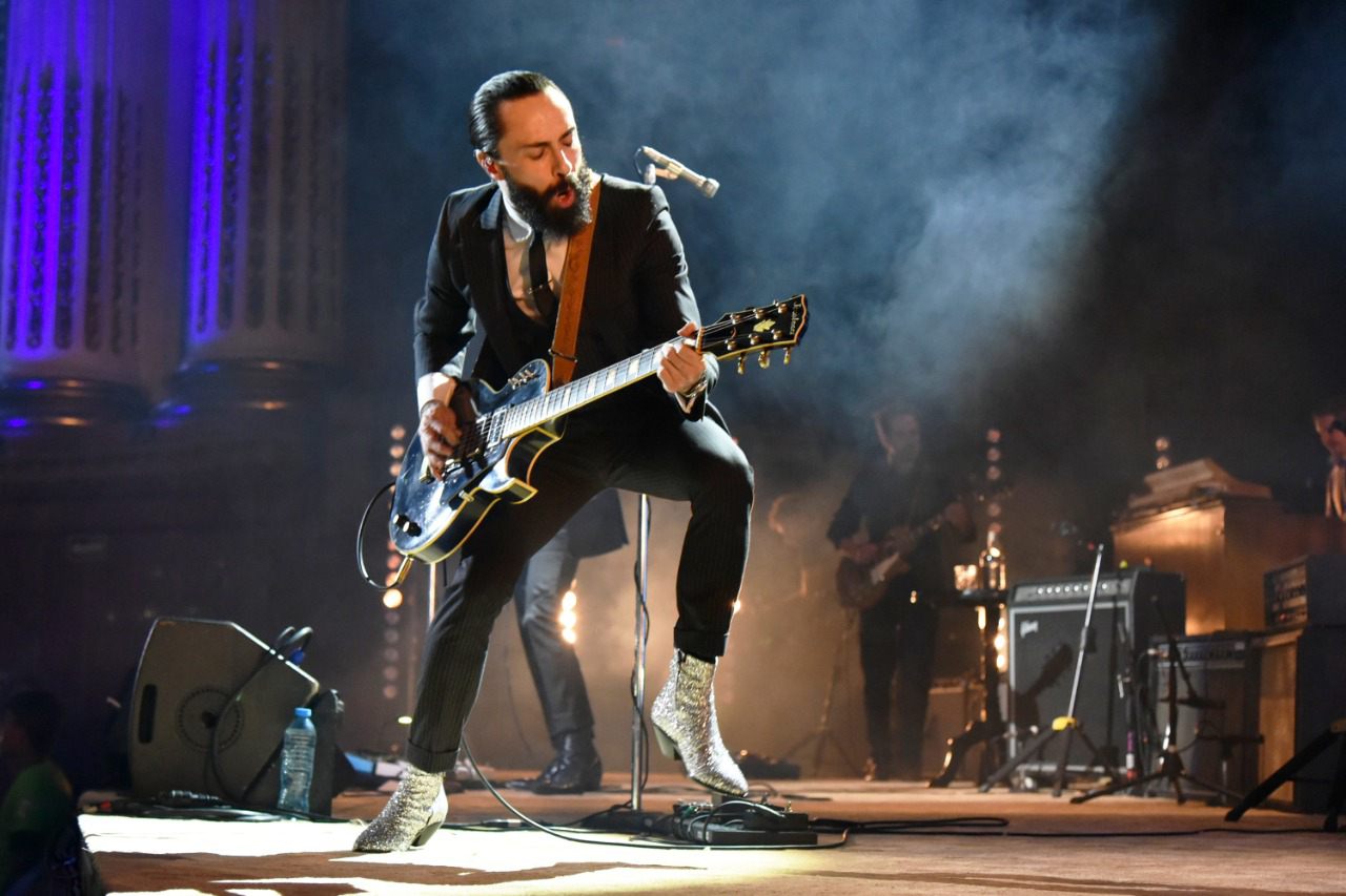 Jay de la Cueva se pone Guapo: “El racismo y la discriminación existen ...