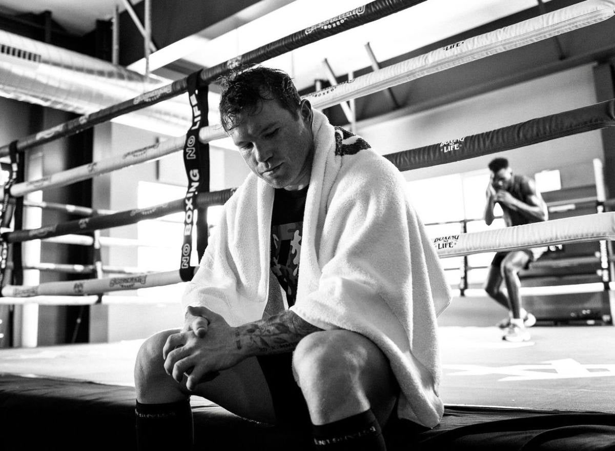 'Canelo' Álvarez apunta a estrenar canción hecha en la Academia en su ...