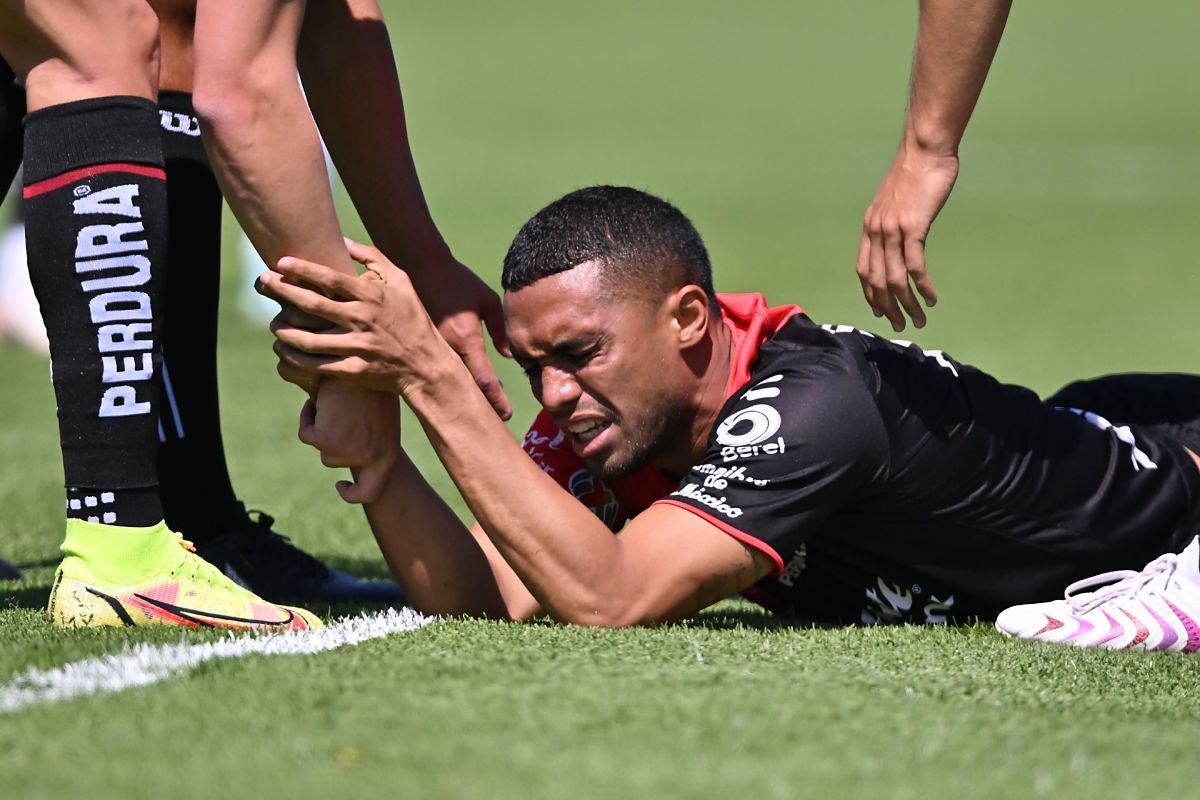 Atlas: Mauro Manotas sufrió nuevamente ruptura de ligamento cruzado