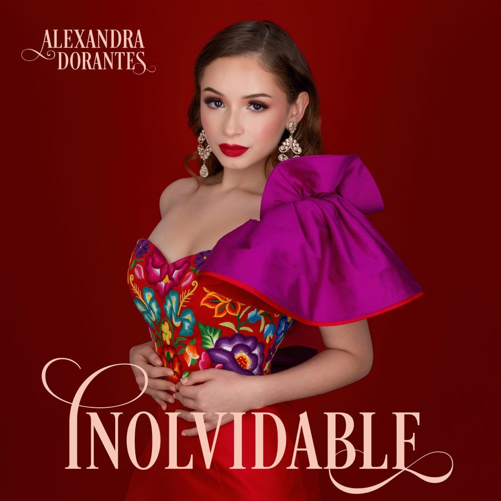 Alexandra Dorantes rinde tributo a la música mexicana que es ‘Inolvidable’