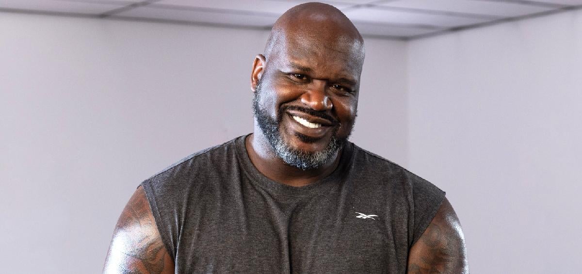 Shaquille O'Neal, histórico de Los Ángeles Lakers, se introduce a la ...