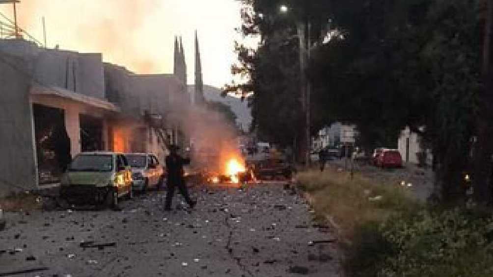 Coche bomba explota en Acámbaro, Guanajuato y deja tres policías lesionados