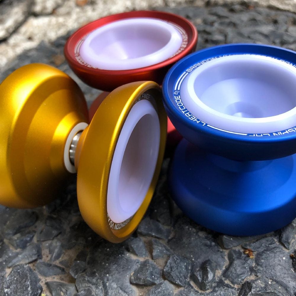 ¿La 'vuelta al mundo' o 'el columpio'? Arman exhibición de yoyos en el ...