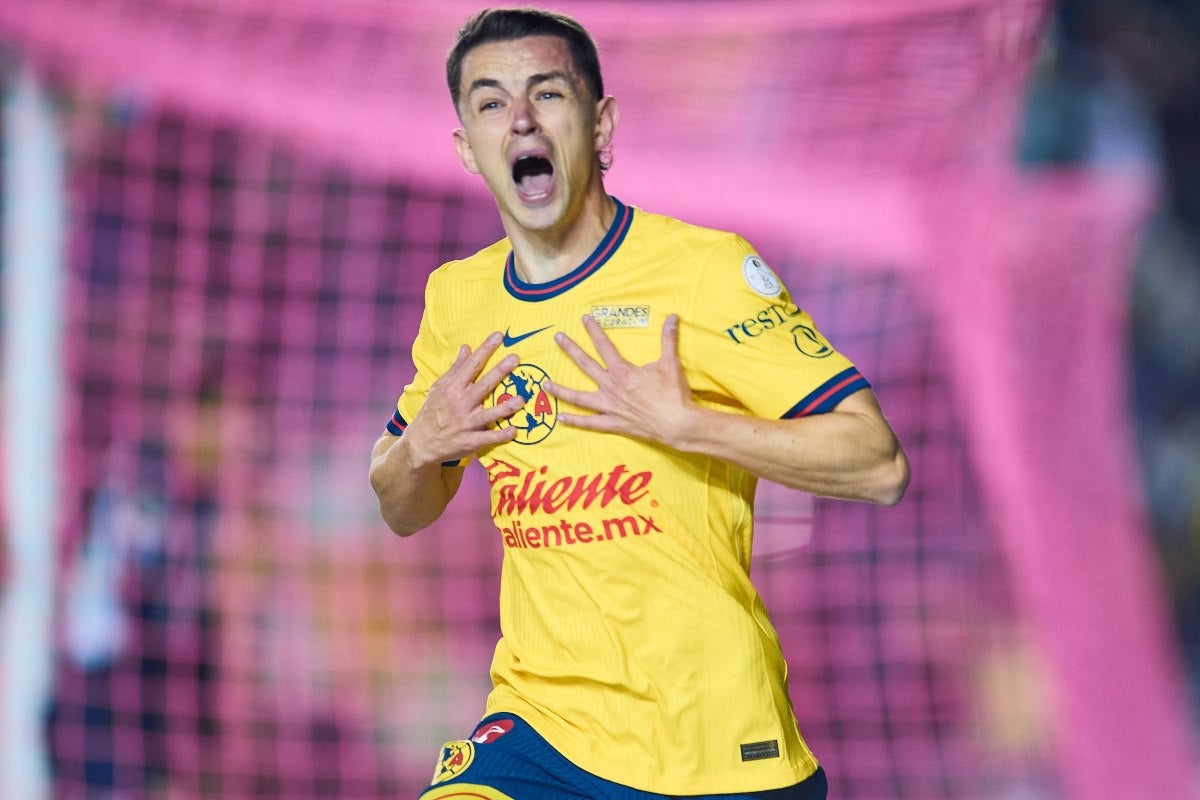 ¡Ya es mexicano! Álvaro Fidalgo recibió sus papeles de naturalización