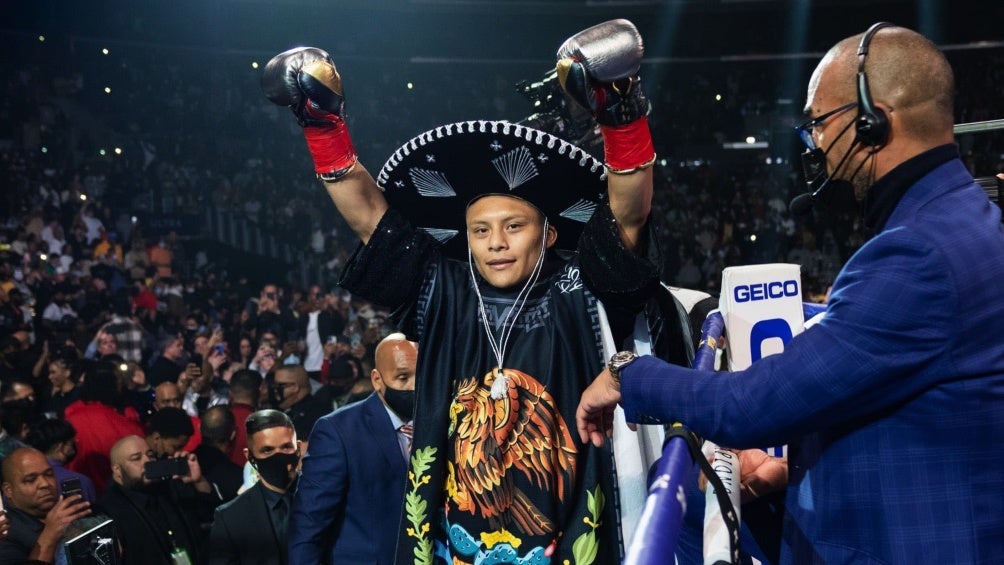 Pitbull Cruz vence a Ángel Fierro por decisión unánime en Las Vegas