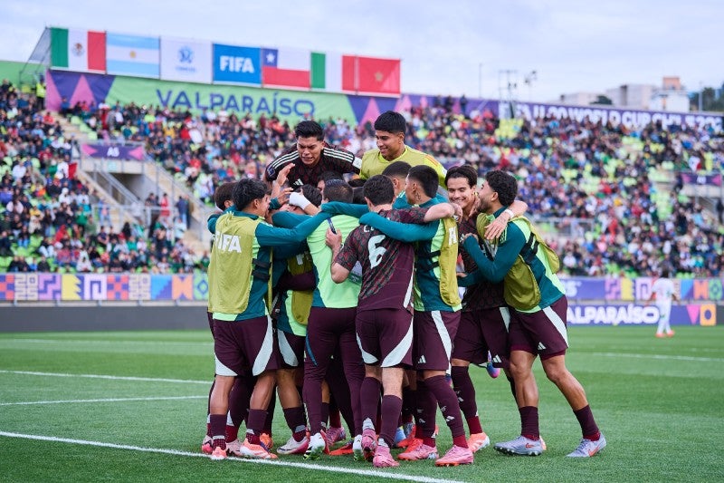 "Los muchachos se lo merecen": Eduardo Arce tras el pase de México a ...