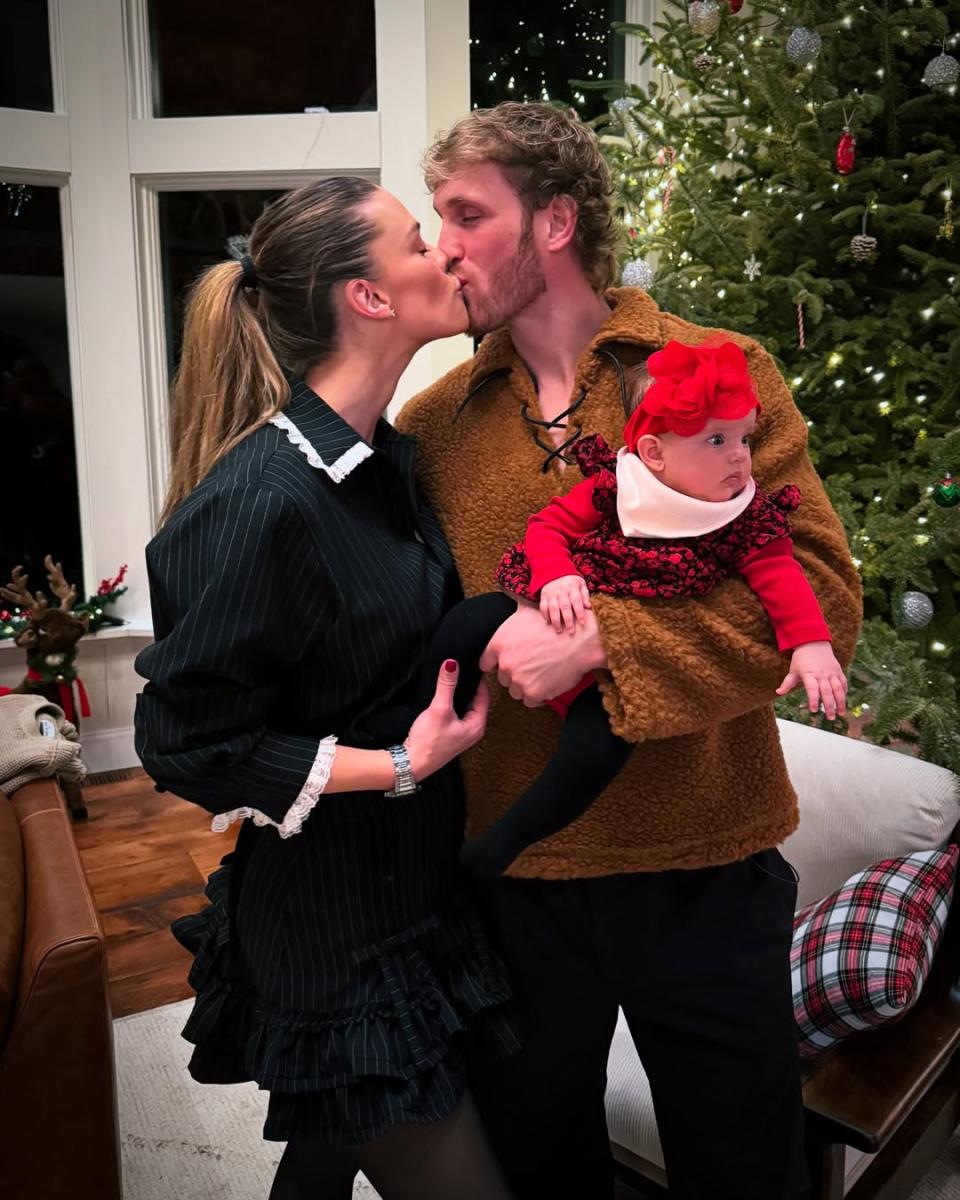 Logan Paul se casó con Nina Agdal: Así fue la boda de la estrella de WWE