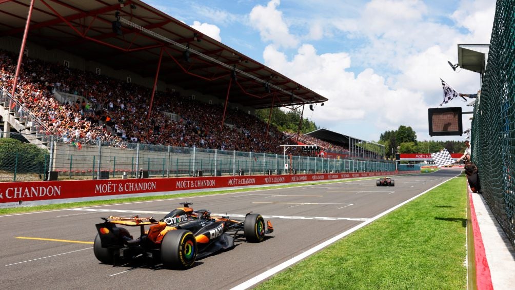 Max Verstappen supera a Oscar Piastri y gana la Sprint del Gran Premio de Bélgica