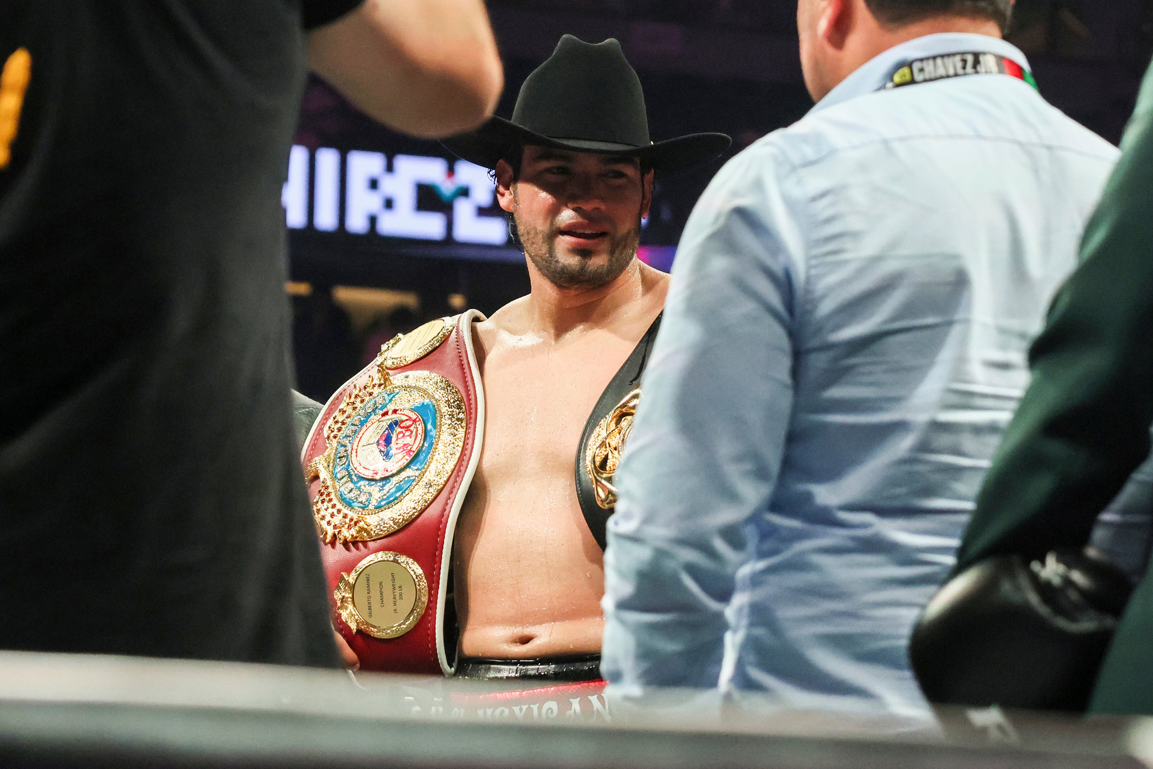 Jake Paul humilló a Julio César Chávez Jr. y ya tiene en la mira a otro mexicano: 'Zurdo' Ramírez