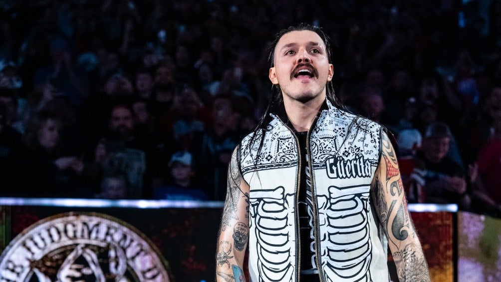 Dominik Mysterio se vuelve viral por gesto con pequeño fan