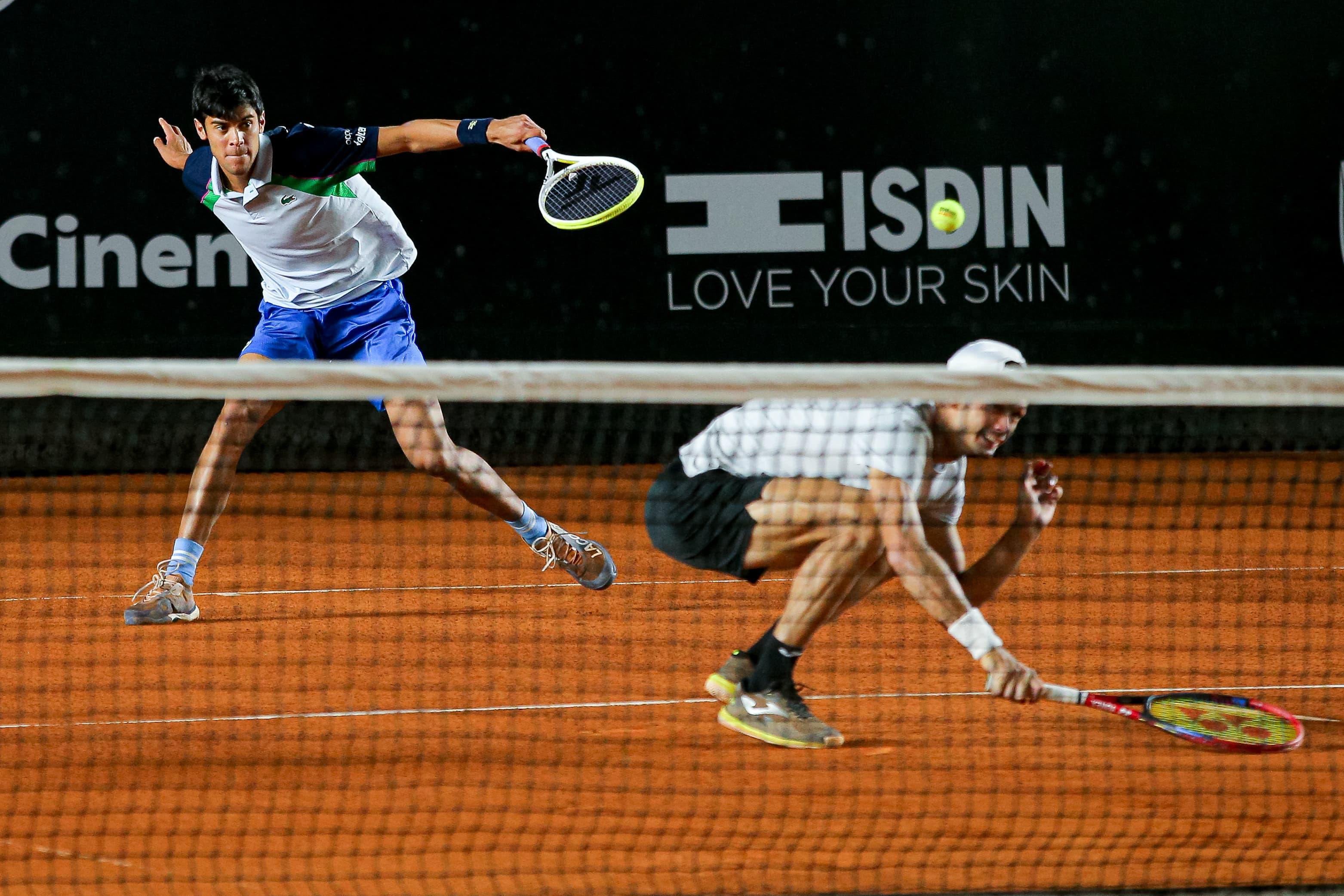 Santiago González recibe homenaje tras avanzar a Cuartos en el Mexico City Open
