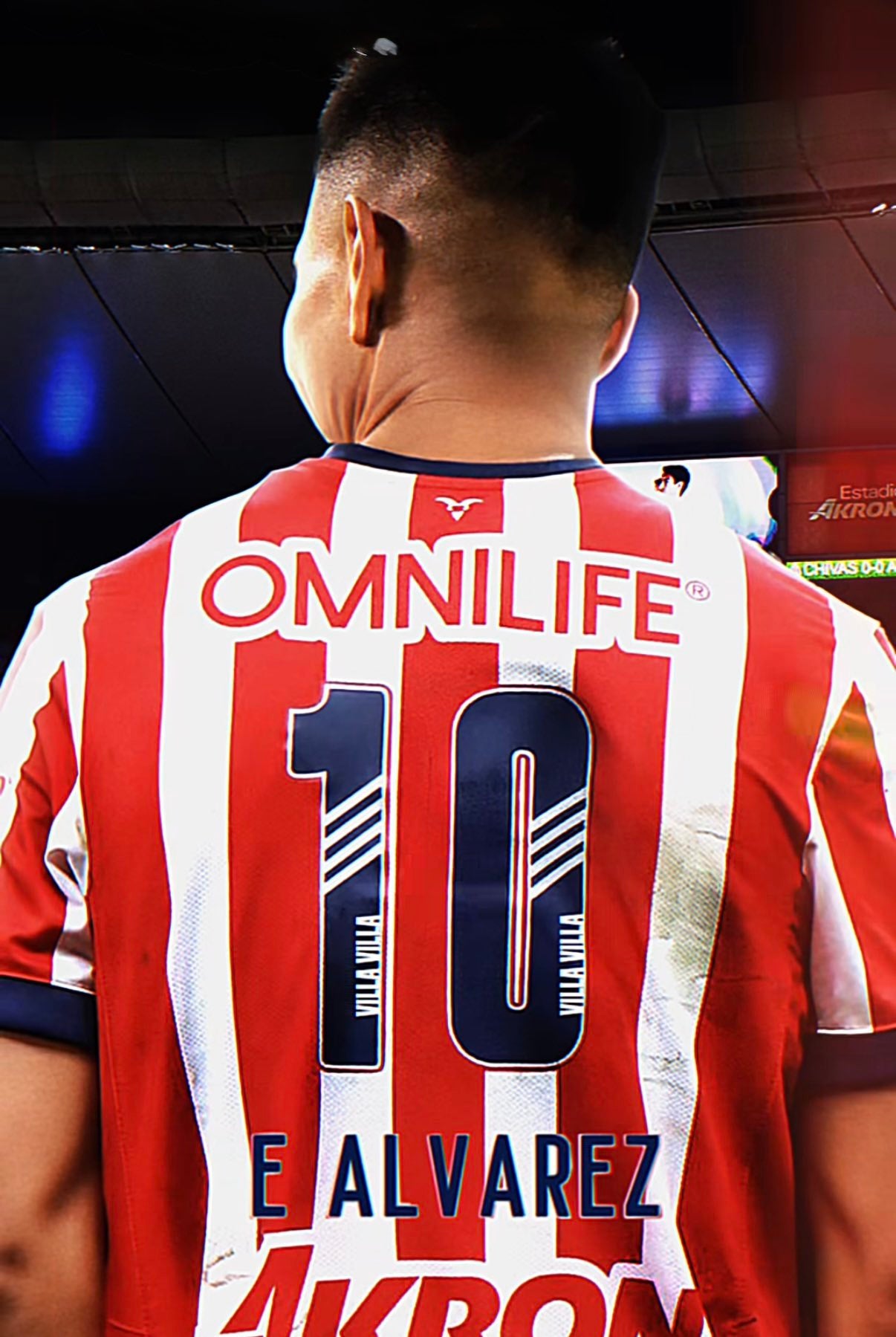 Efraín Álvarez hereda el número 10 de Chivas tras Alexis Vega: toda la lista de dorsales